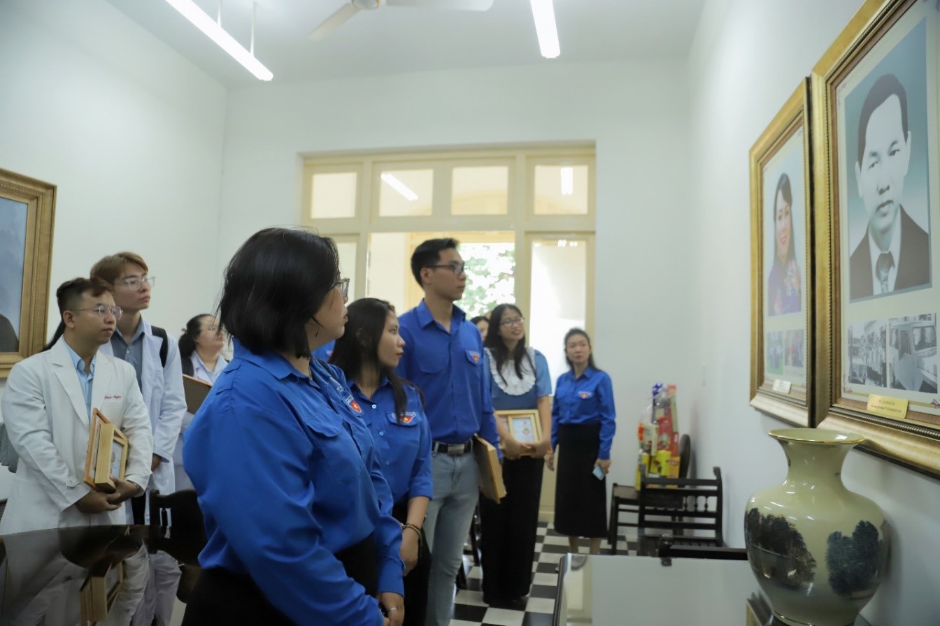 CHI ĐOÀN VIỆN PASTEUR TP. HỒ CHÍ MINH TUYÊN DƯƠNG " THẦY THUỐC TRẺ QUẬN 3 TIÊU BIỂU" NĂM 2024 ...